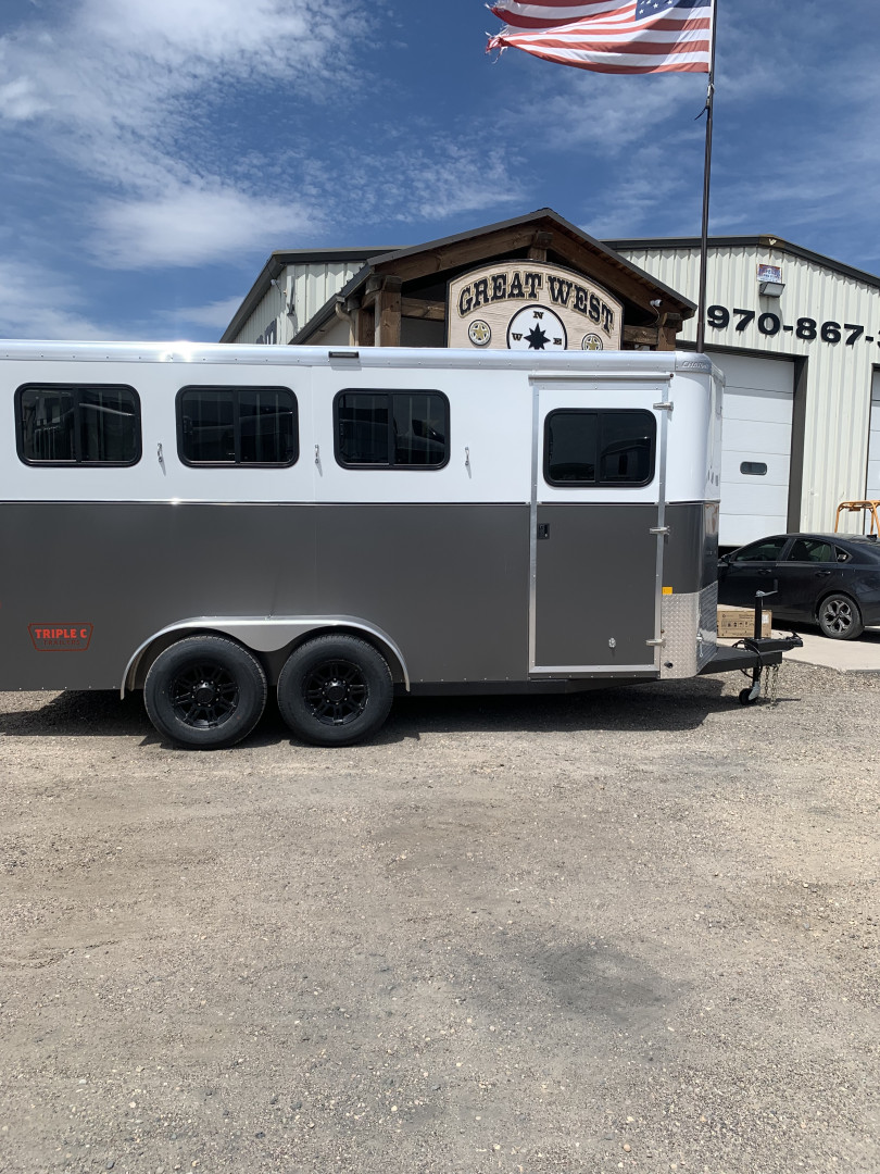 New 2025 Rover Trailers 17' Teton 3 Horse Trailer