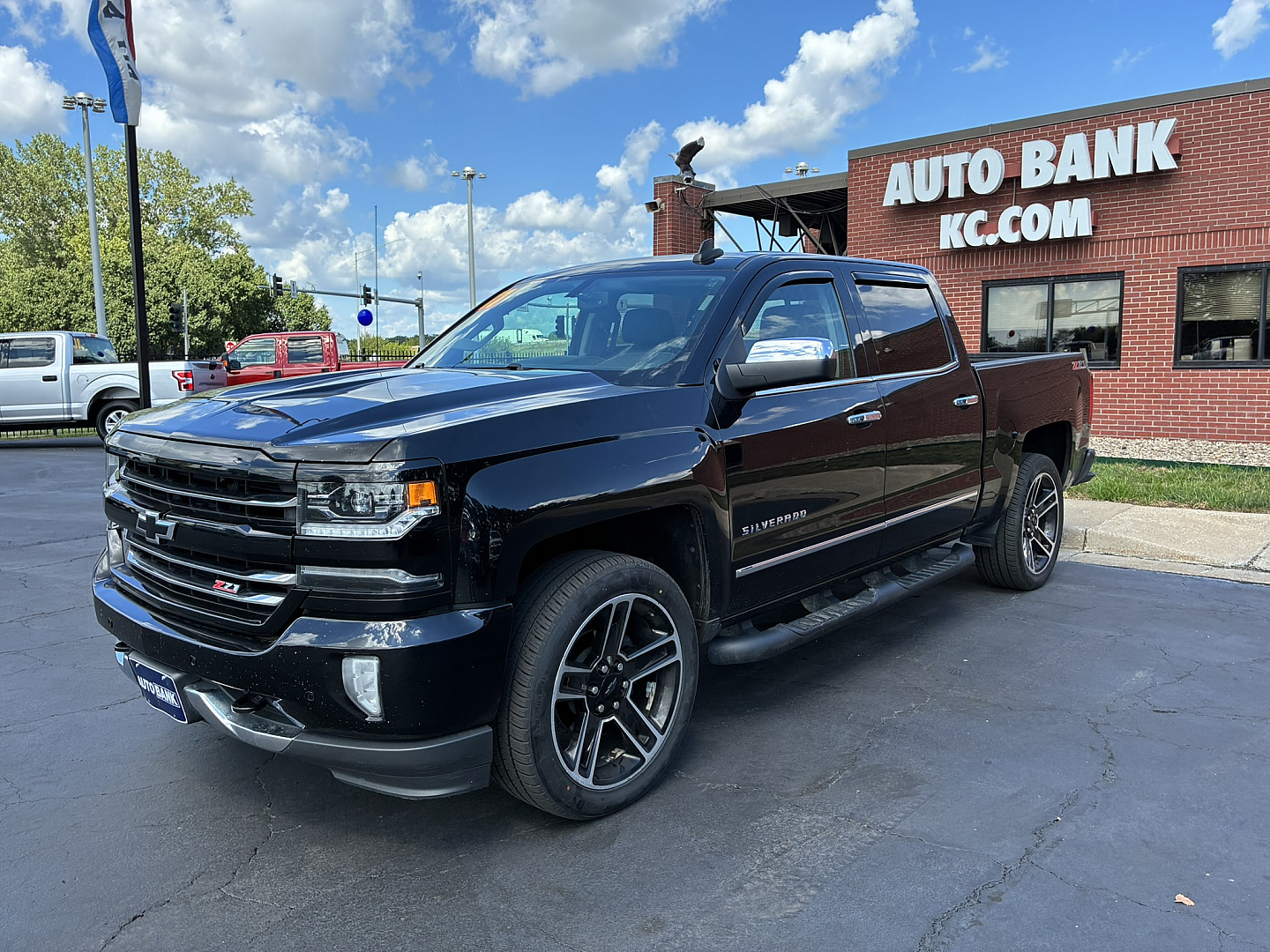 Used 2017 Chevrolet Silverado 1500 Crew Cab Truck for sale in Kansas ...