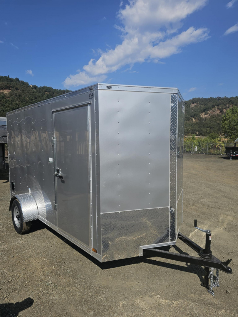 New ENCLOSED CARGO BOX 2026 CONTINENTAL VHW610SA 6X10 TRAILER DIAMOND ...