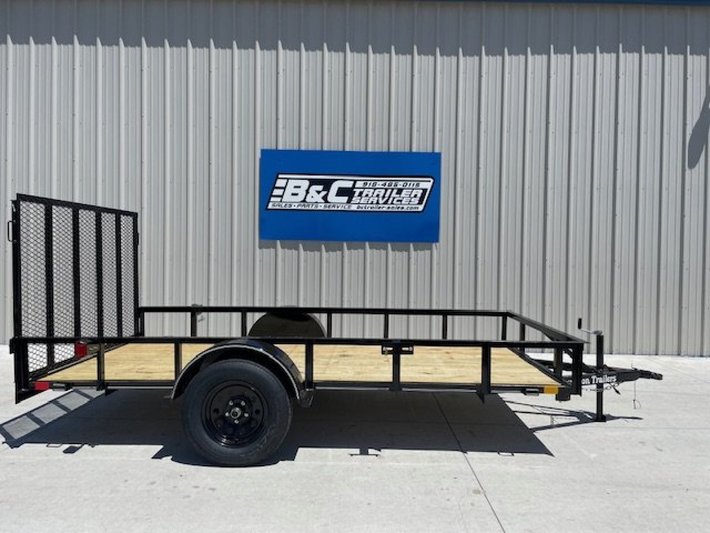 New 2025 DAVIDSON 72X12 SINGLE AXLE ANGLE TOP UTILITY W/4' GATE