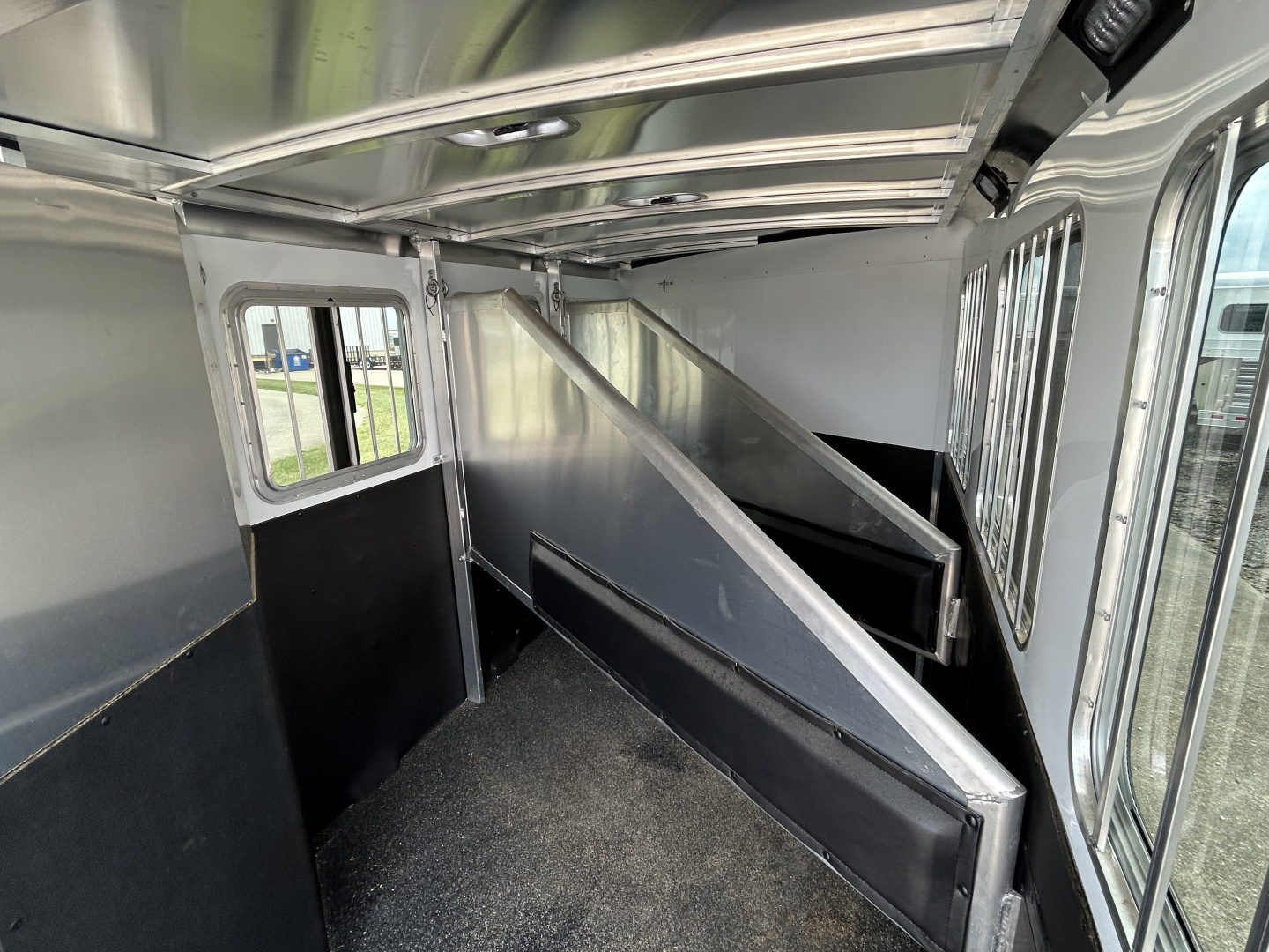 Used 2025 Exiss Trailers 3 Horse Slant Load BP Horse Trailer