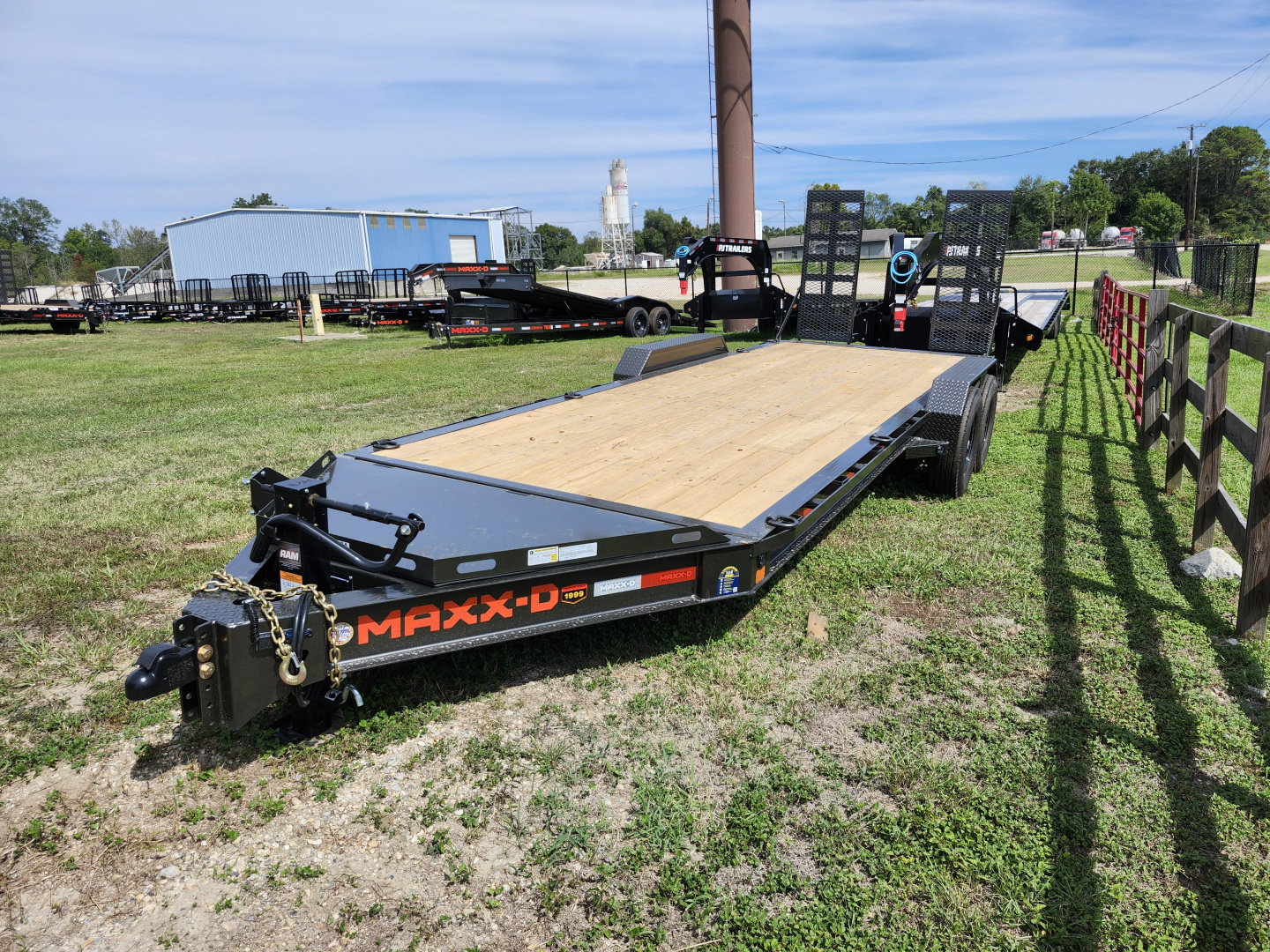 Used 2026 MAXX-D EHX8322 Equipment Trailer for sale in Pearl River, LA