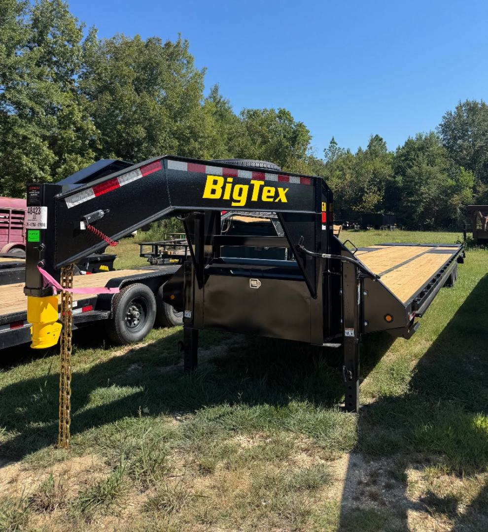 New 2026 Big Tex Trailers 22GN-40D5A-MRBK