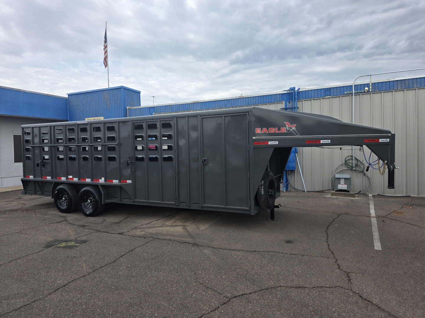 New 2026 Eagle X Trailers Gooseneck 7x24 Punch Side Stock / Stock Combo ...