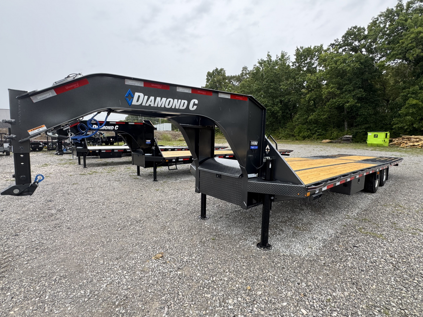 New 2026 Diamond C FMAX210 GOOSENECK TRAILER 32’ HYDRO JACKS & DOVE ...