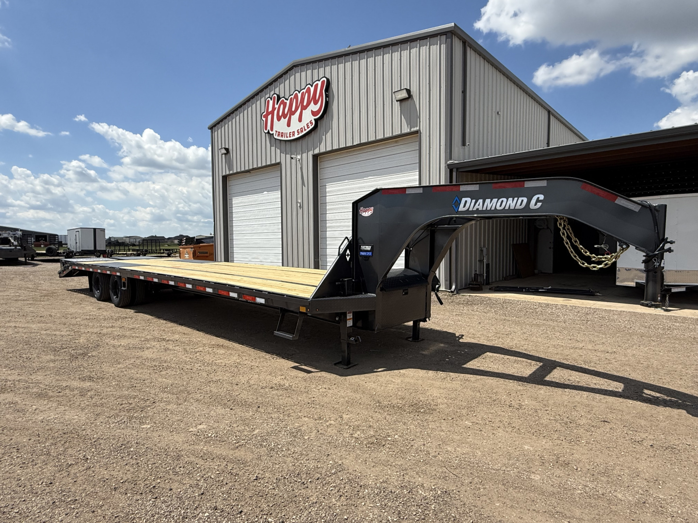 New 2026 Diamond C 102"x35' Engineered Beam FMAX212 w/ Max Ramps