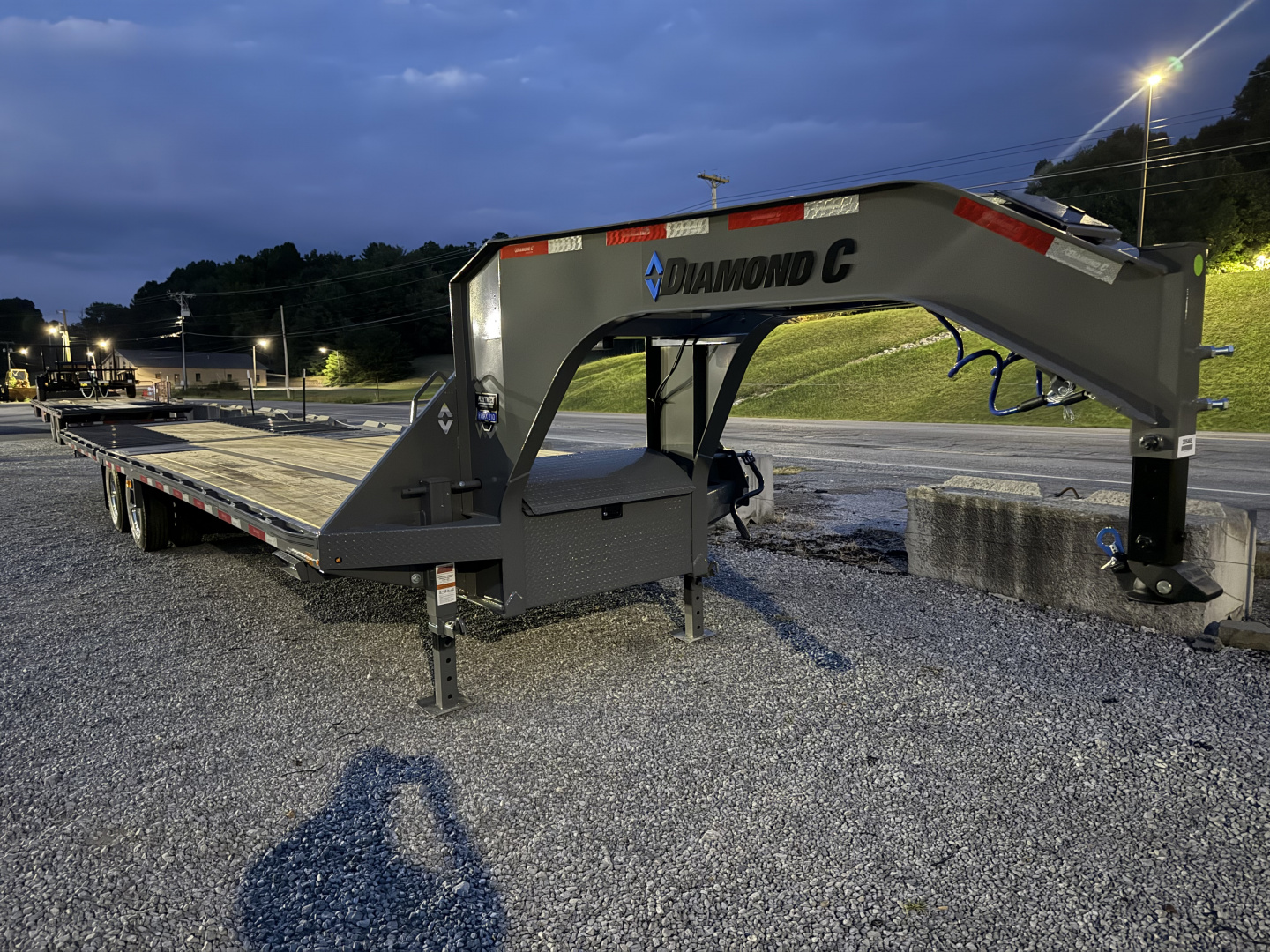 New 2026 Diamond C FMAX210 GOOSENECK TRAILER 32’ HYDRO DOVE ALUMINUM ...