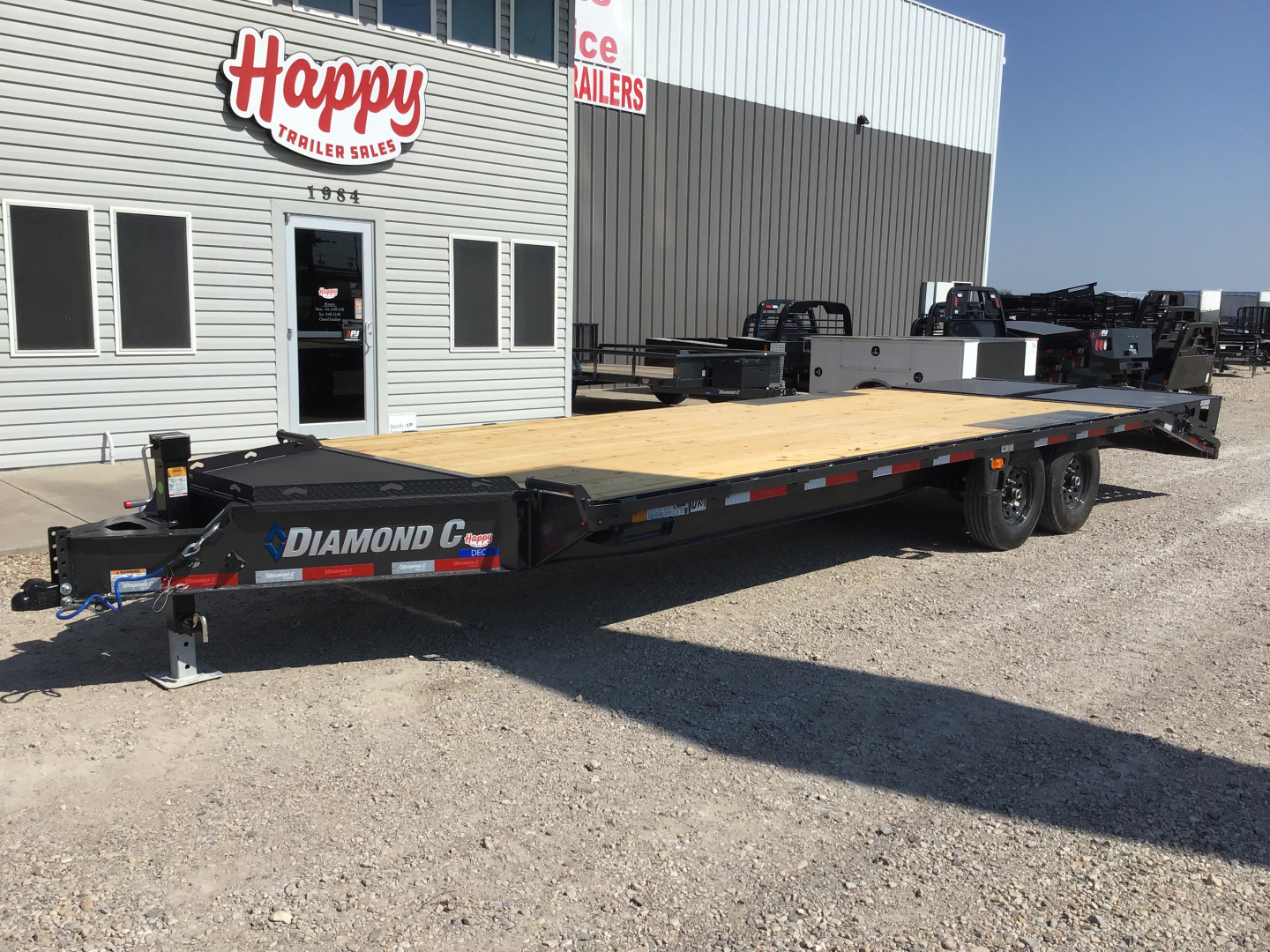 New 2026 Diamond C 102"x24' BP HD Deckover Equipment Trailer - DEC207
