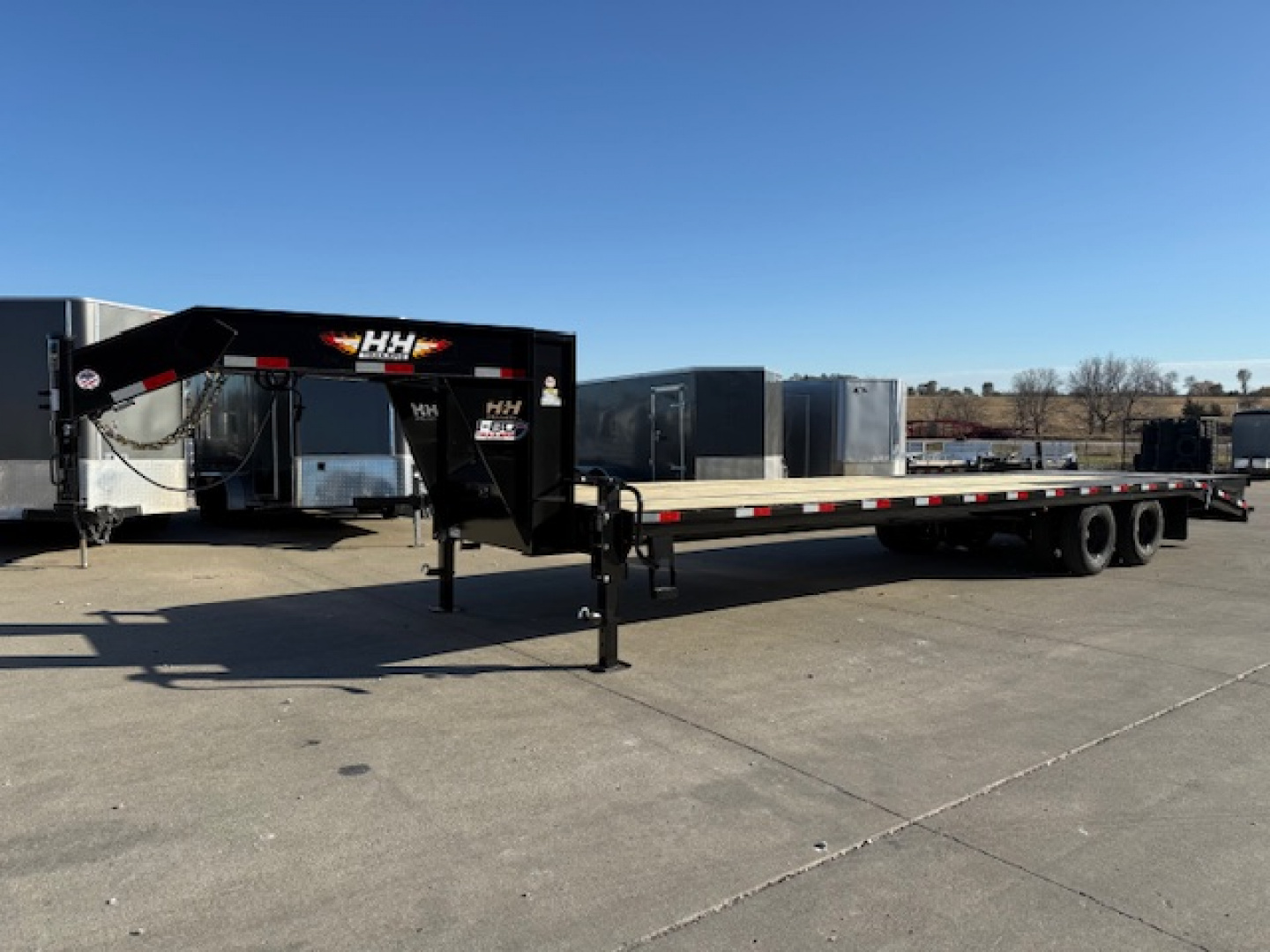 New 2026 H&H Black 102"x25'+5' 25.9k Low Profile Super Deluxe Ramps ...