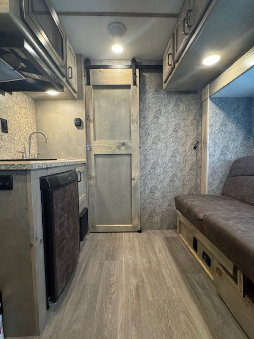 New 2026 Shadow Shadow 3H 9' LQ Horse Trailer for sale in Webster, FL