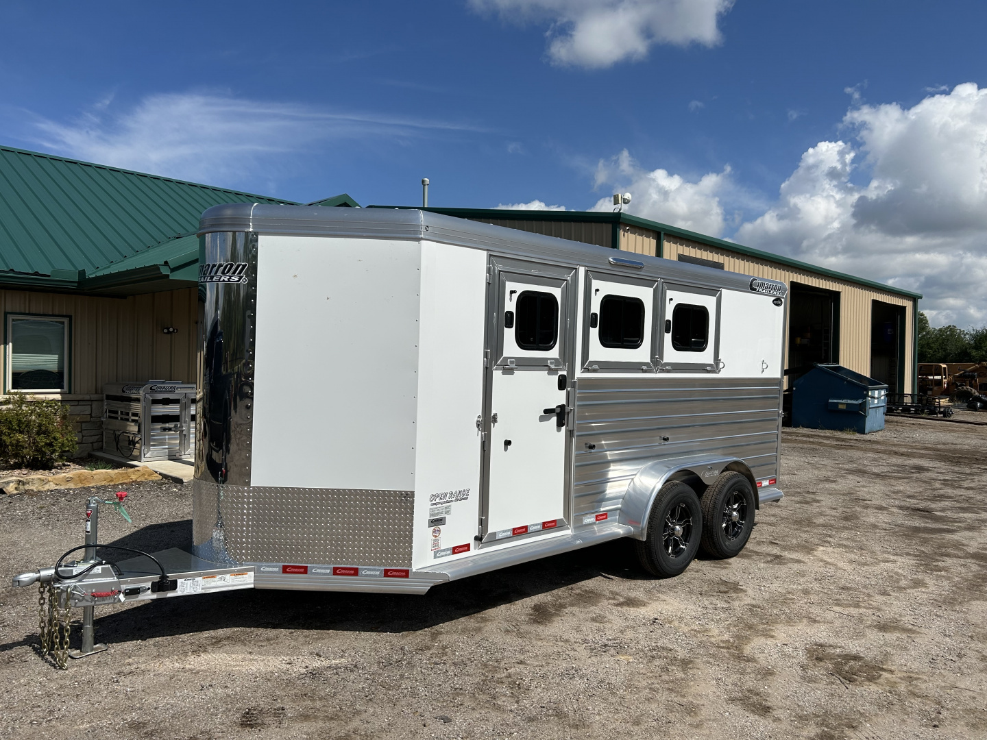 New 2026 Cimarron Norstar 3 Horse Trailer