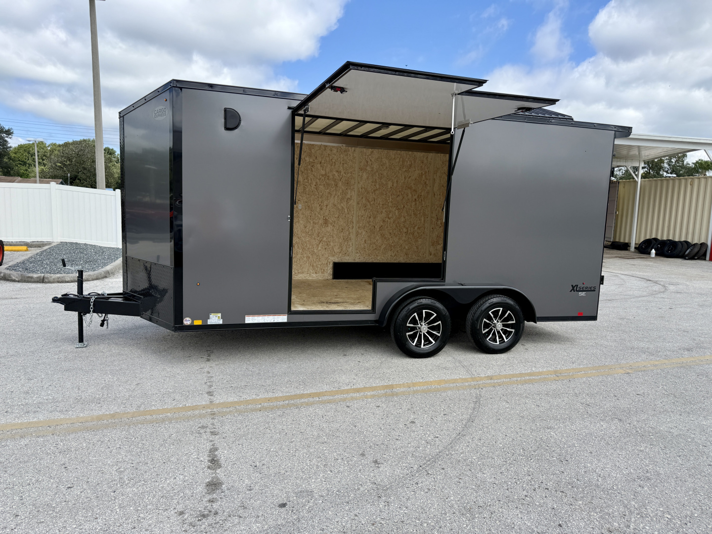 New 2026 Cargo Express 7.5x16 XL SE UTV Rear Ramp Door Composite 7K ...