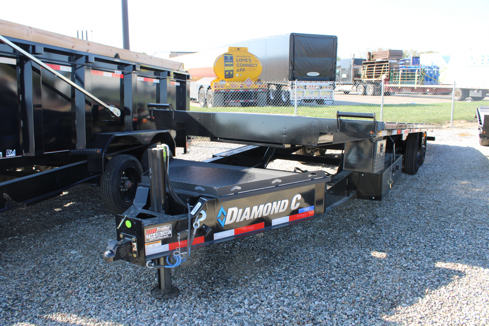New 2026 Diamond C Trailers 26' DET208 Equipment Trailer