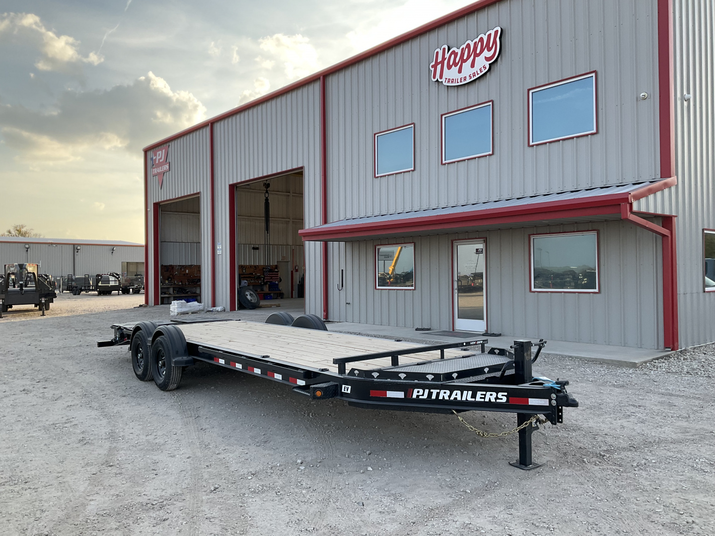 New 2026 PJ 83''x24' BP 8" I-Beam Equipment Trailer - EV for sale in Ferris, TX