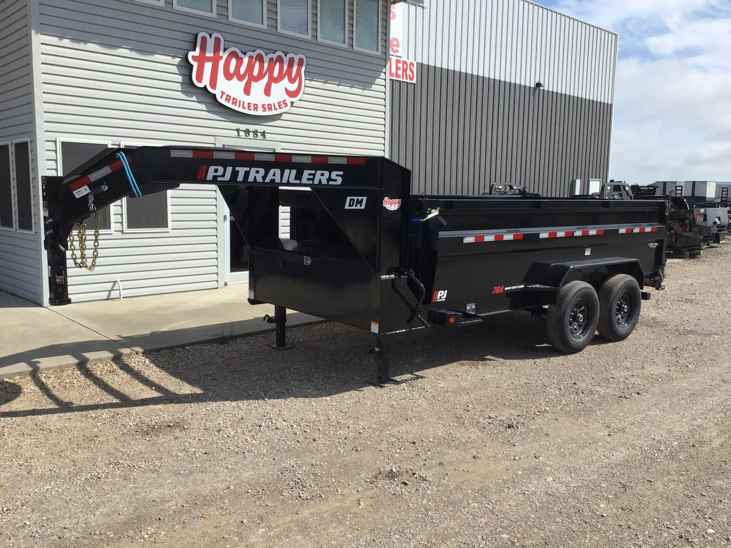 New 2026 PJ 83"x14' GN Tandem Axle Low Pro High Side Dump w/ 36" Sides ...