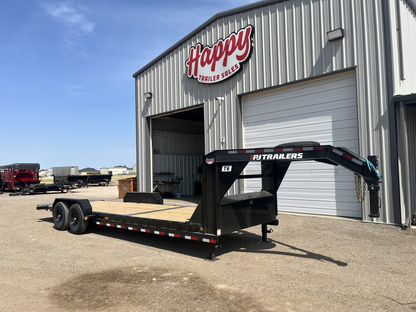 New 2025 Diamond C 102"x24' BP HD Deckover Tilt Trailer - DET207 for ...