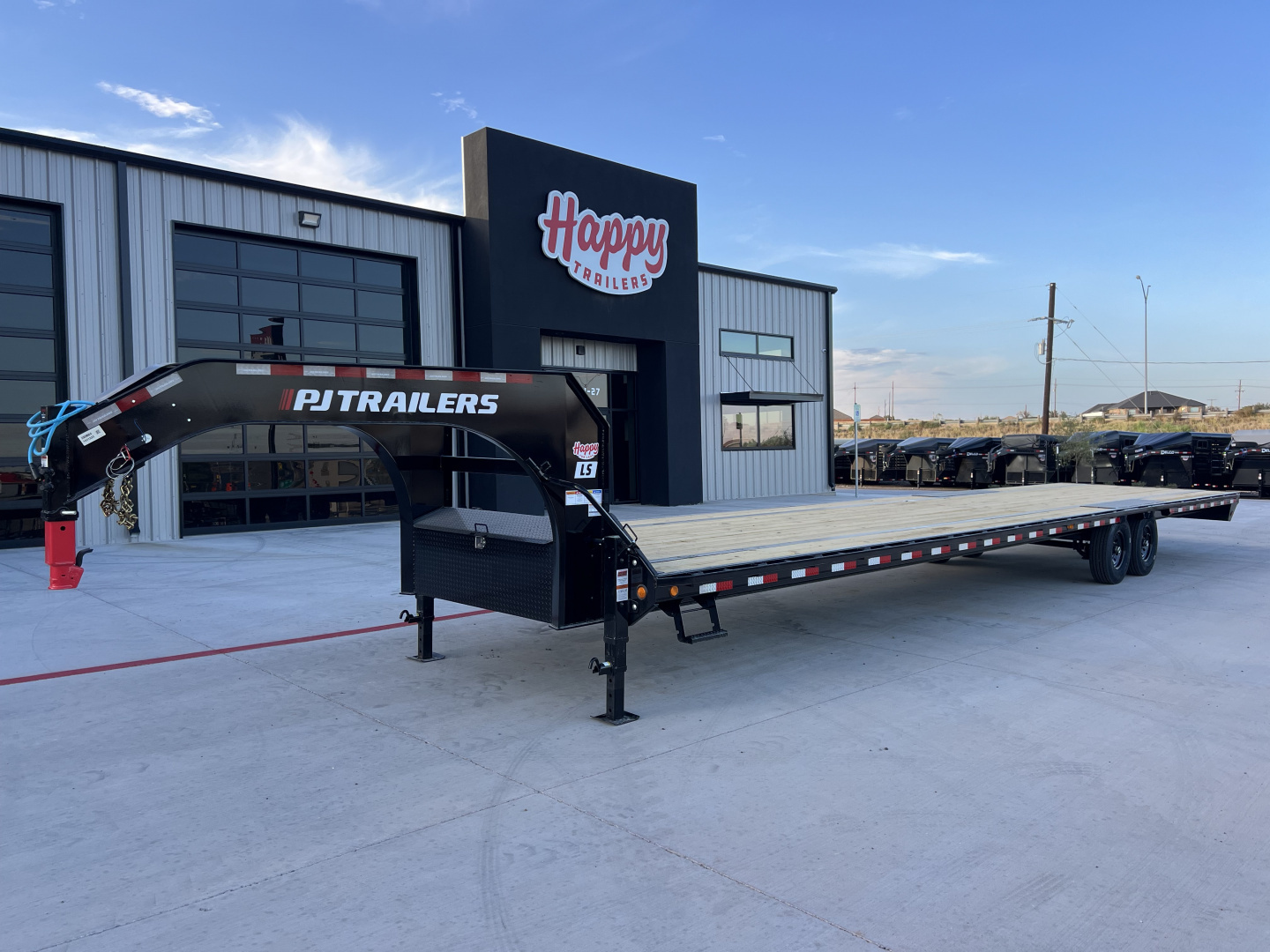 New 2026 PJ 102"x40' GN Low-Pro Flatbed w/ Singles - LS for sale in ...