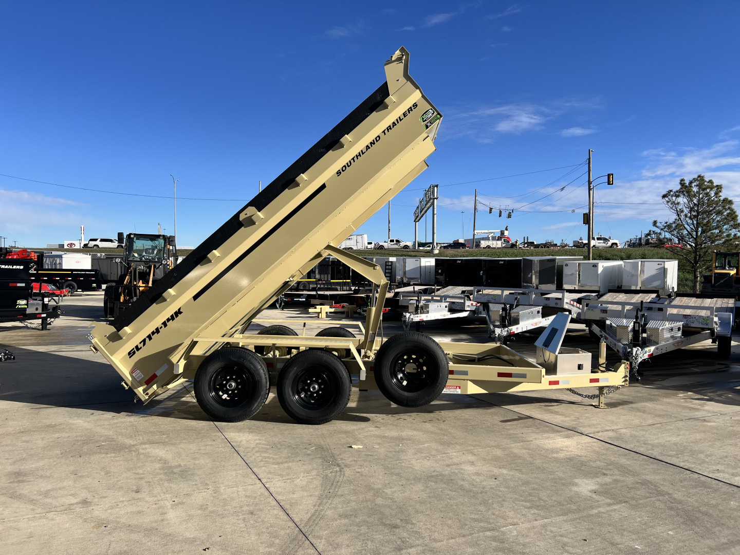 New RARE HUGE DISCOUNT NEW 2026 Southland 14ft Low Profile Dump Trailer ...