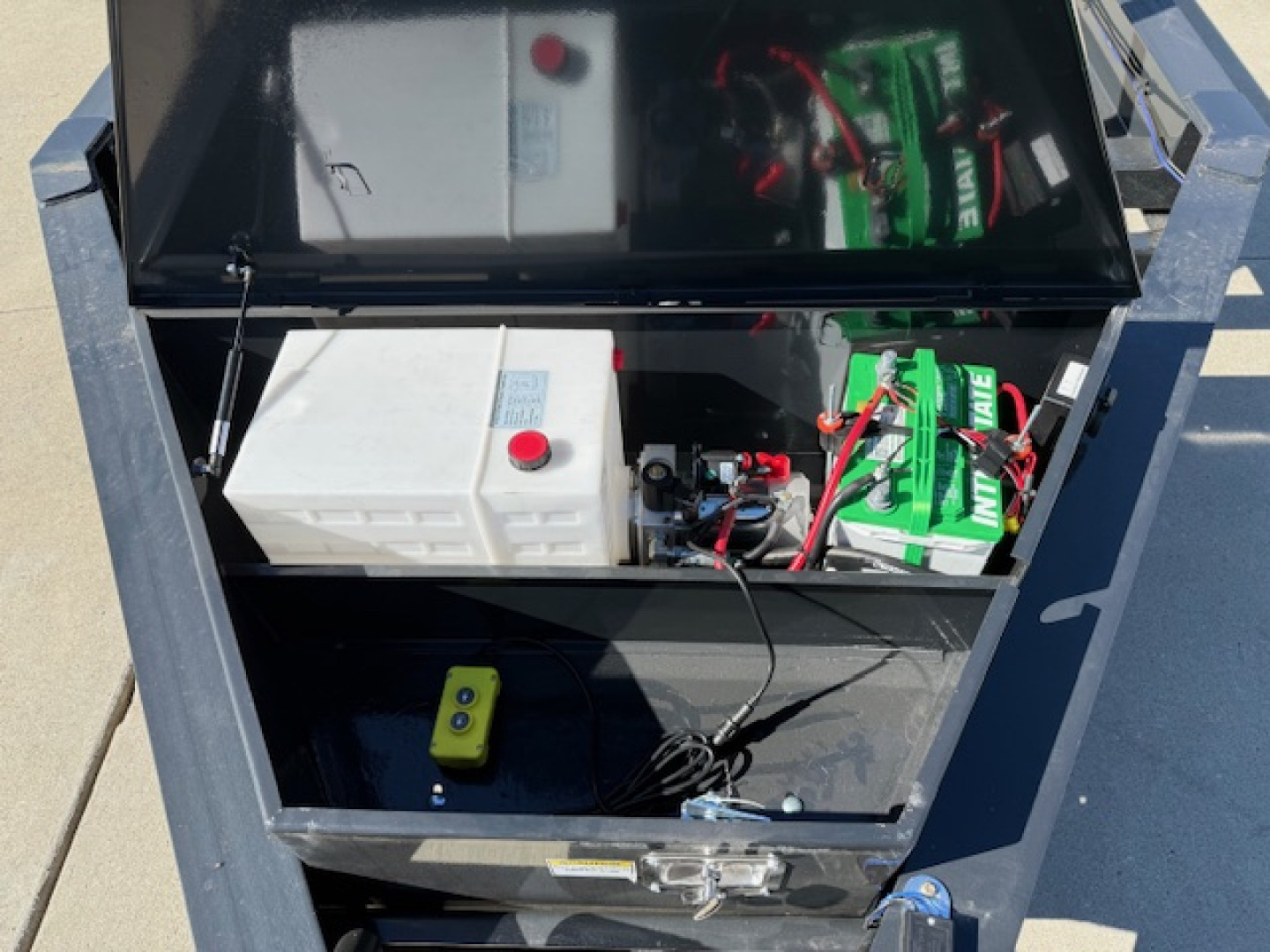 New 2026 Hillcrest 7'x16' 17.6k 40" Side Dump Trailer