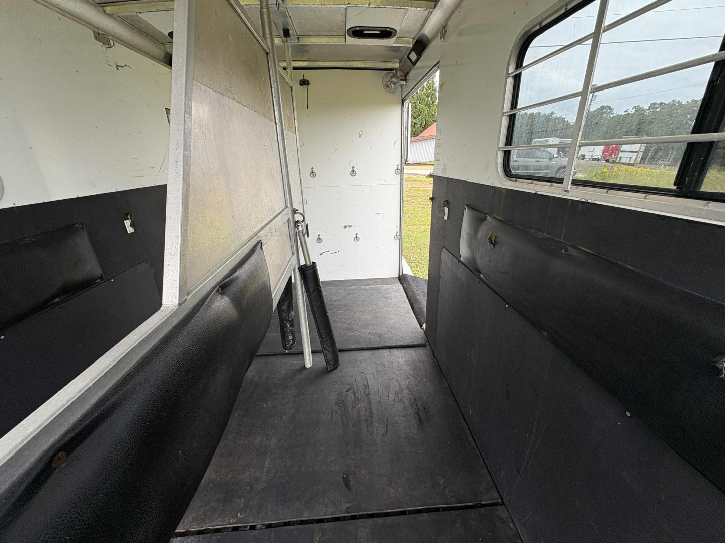 Used 2006 Sundowner SUNDOWNER 2H GN WITH SIDE RAMP Horse Trailer