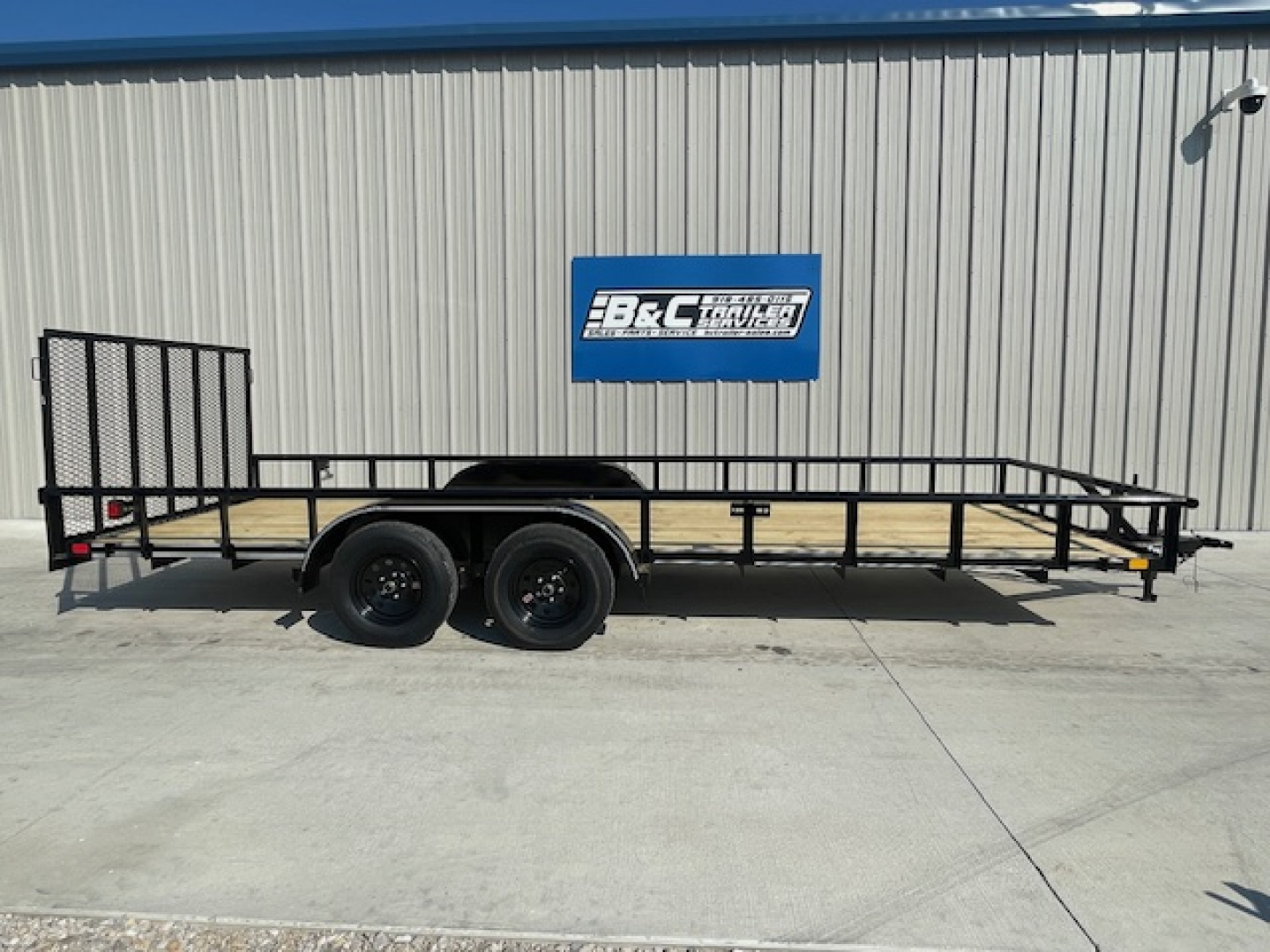New 2026 DAVIDSON 83X20 TANDEM AXLE PIPE TOP UTILITY W/4' GATE for sale ...