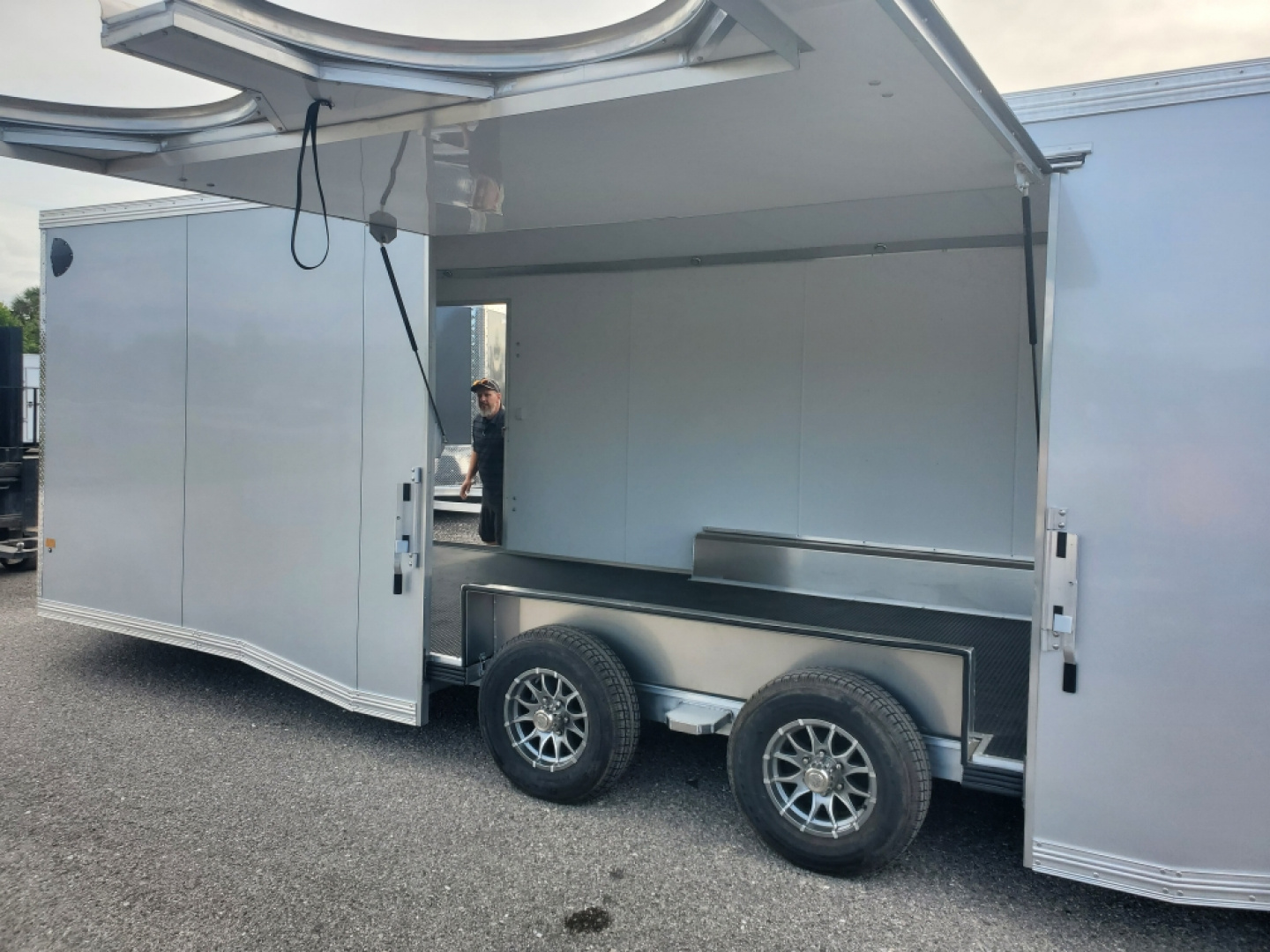 ALCOM - AT Trailer Center in Florida