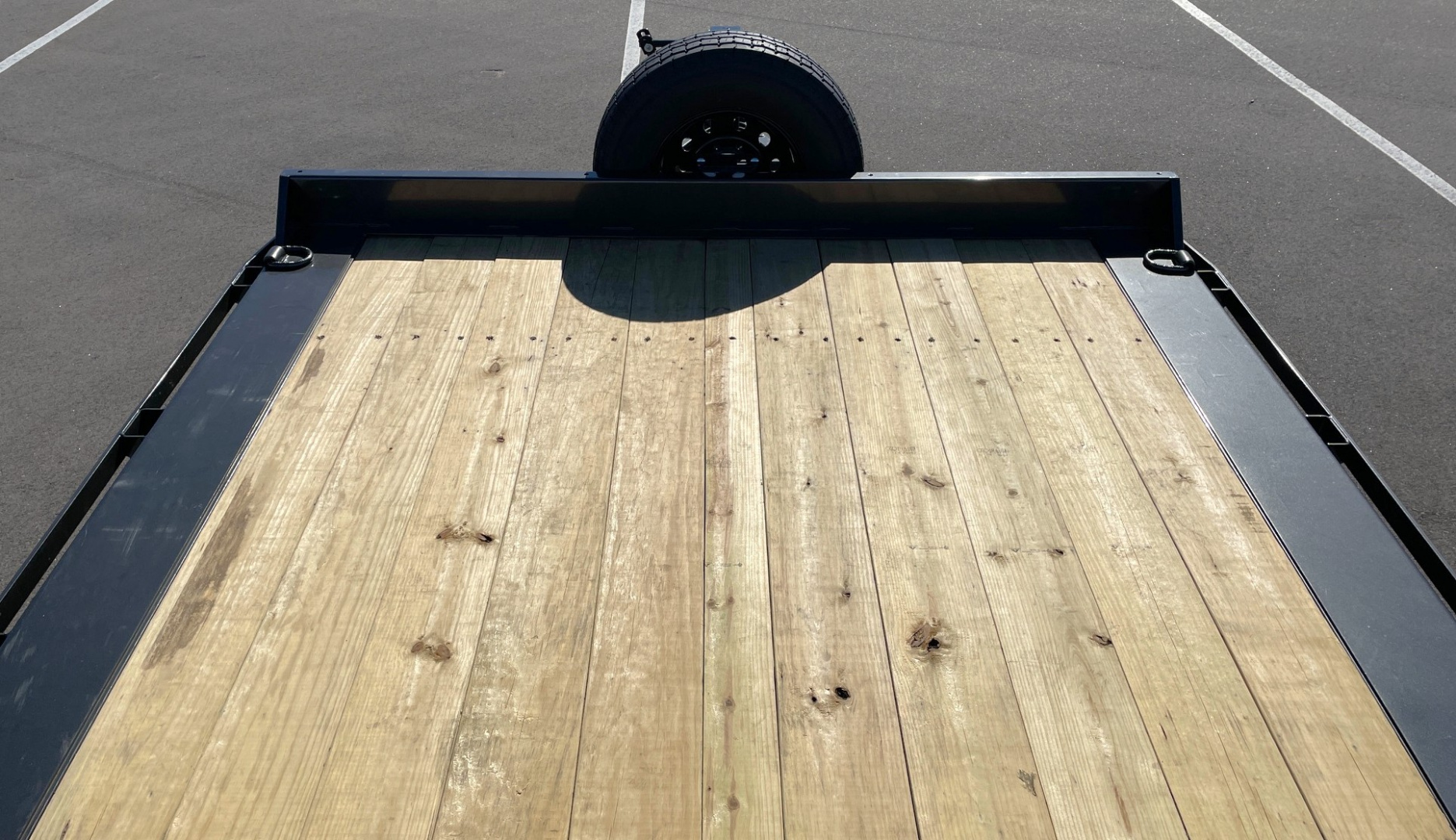 New MAXX-D H6X 22'x 102" Equipment Trailer: Drive Over Fenders, Stand ...