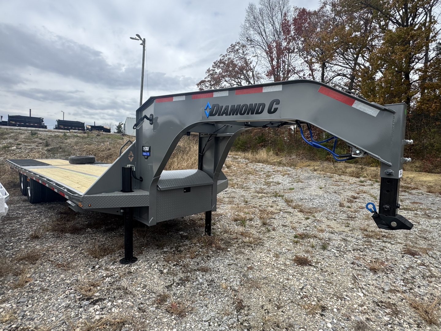 New 2026 Diamond C FMAX210 Flatbed Trailer, PACESETTER EDITION, HYD DISC BRAKES,HYD DOVETAIL ...