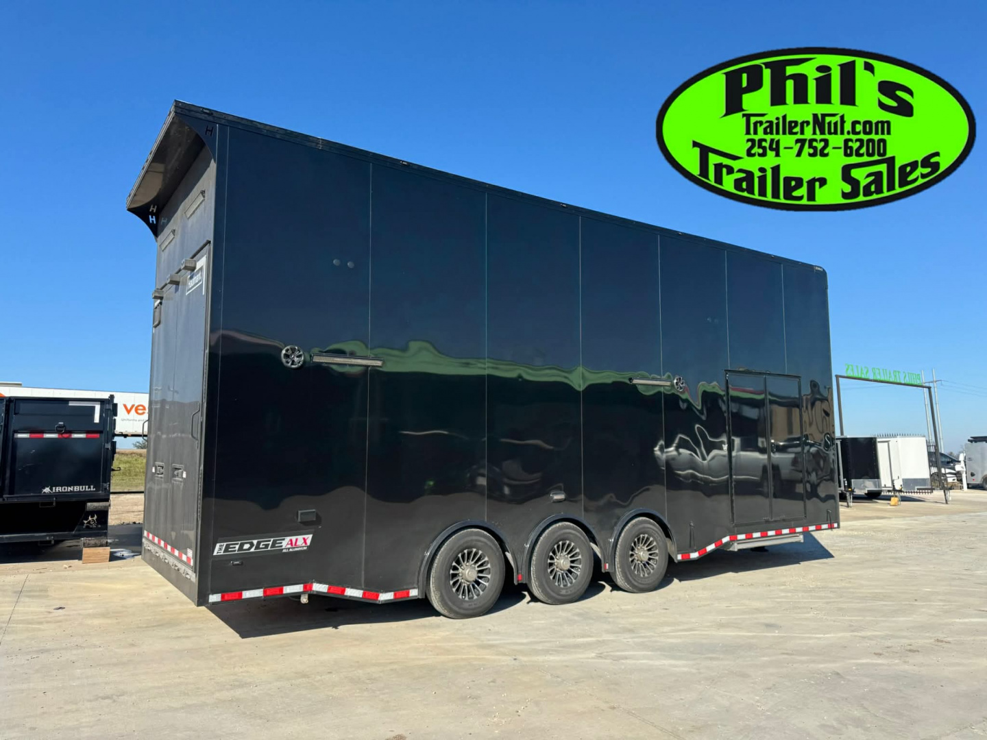 New Haulmark 8.5X28 ALX ALL ALUMINUM STACKER Car / Racing Trailer for sale in Robinson, TX