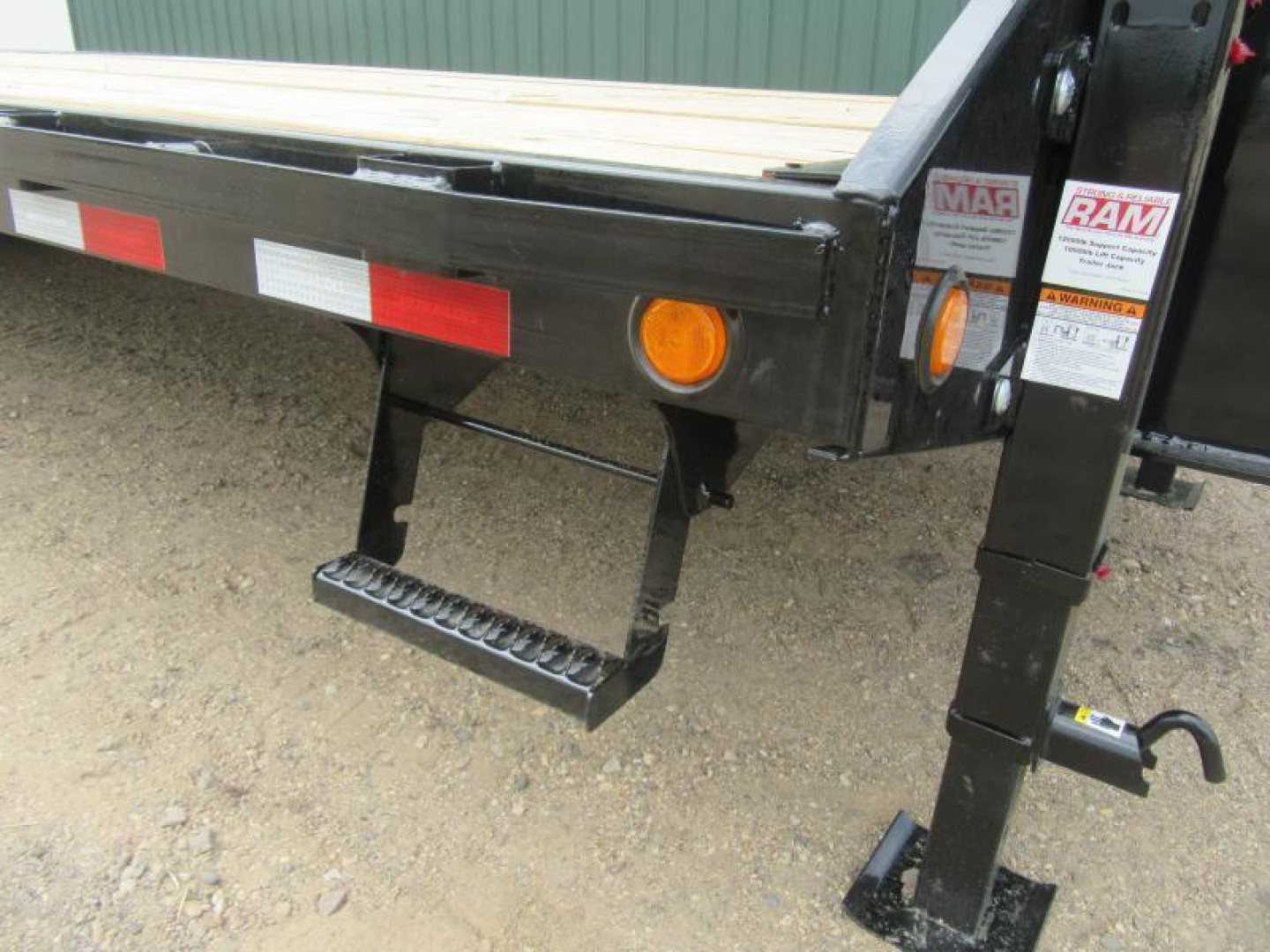 New 2026 32' PJ Low-Pro Gooseneck Trailer - 12k Axles for sale in ...
