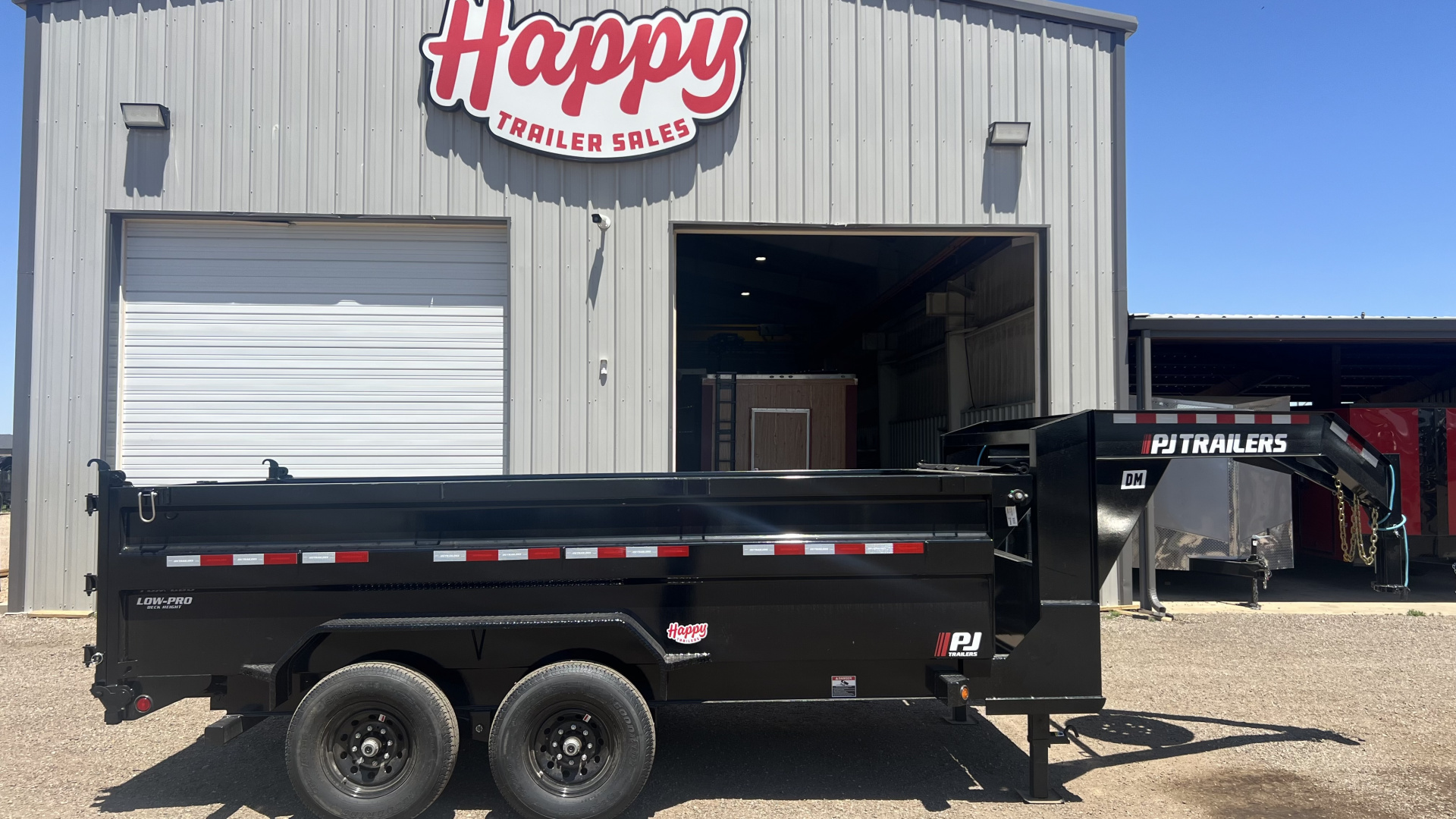 New 2026 PJ 83"x14' GN Tandem Axle Low Pro High Side Dump w/ 36" Sides ...