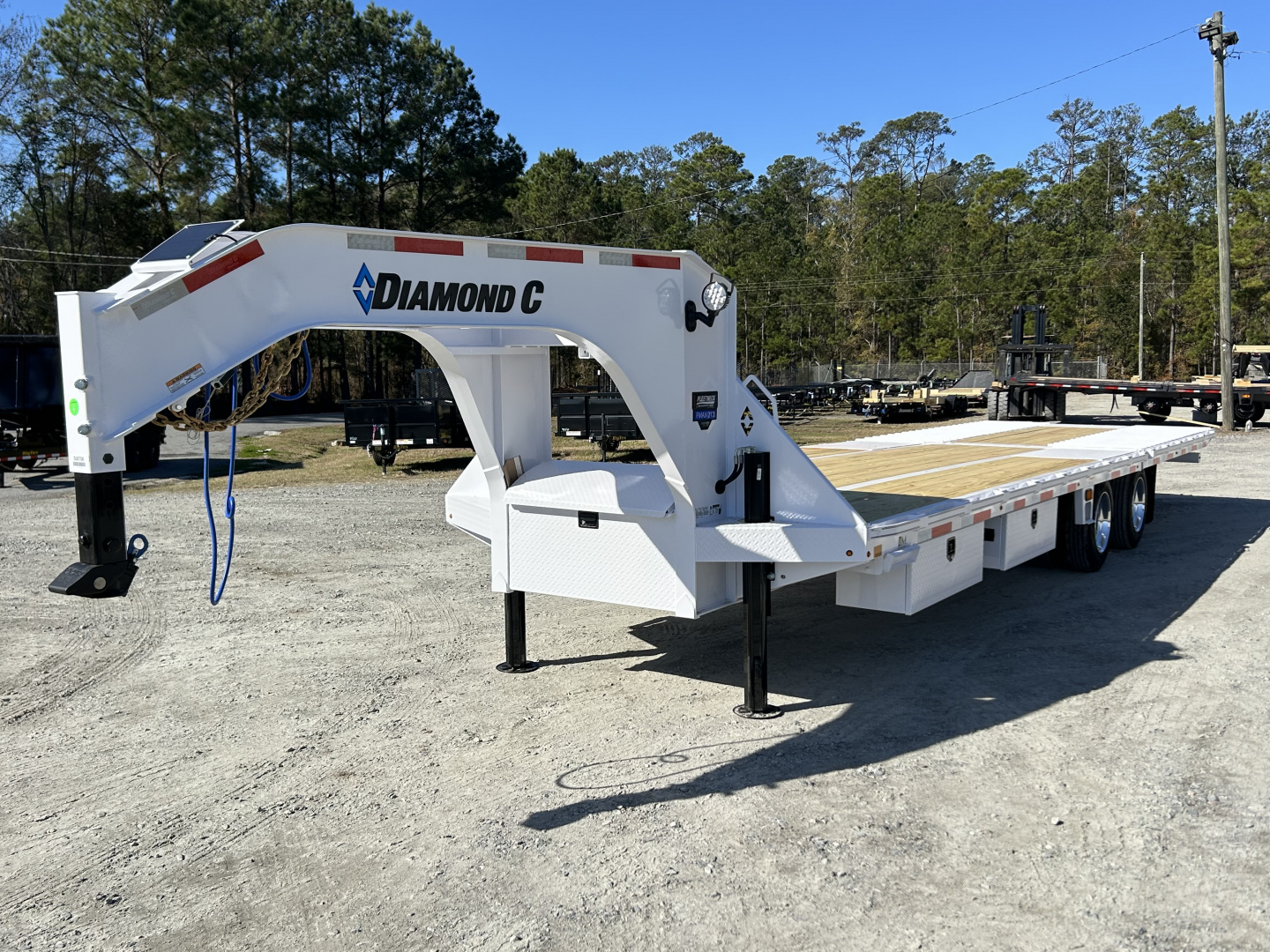 New 2026 Diamond C FMAX212 GOOSENECK TRAILER PACESETTER EDITION HYDRO ...