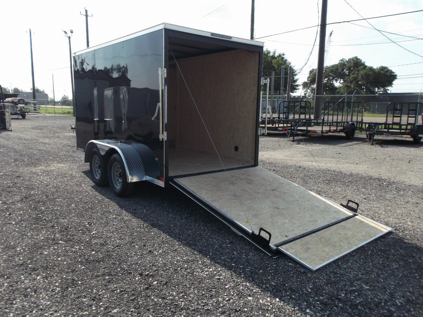 New 2025 CELL-TECH TRAILERS 8.5x20 Cargo Trailer / Enclosed Trailer ...