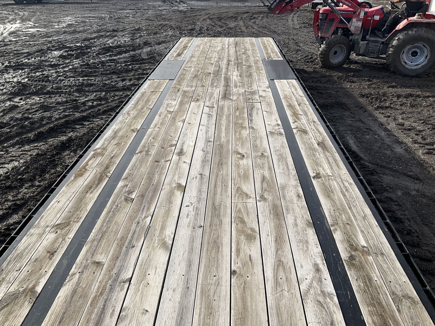 Used 2022 Diamond C Trailers FMAX207 Flatbed Trailer for sale in Ferris, TX