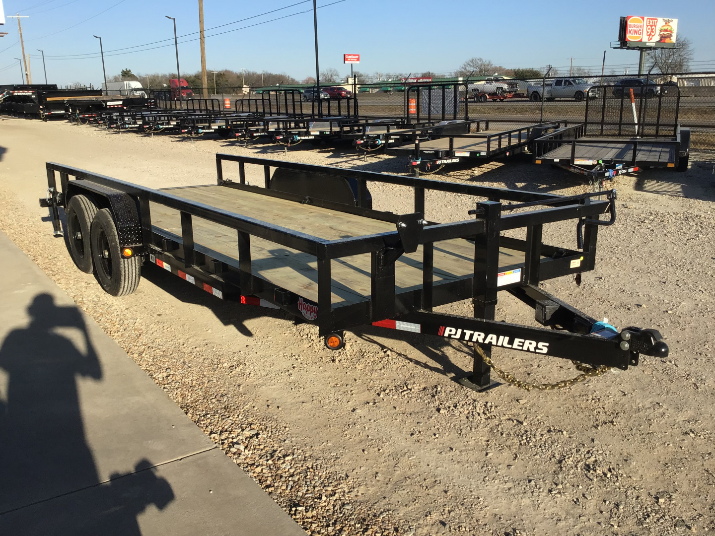 New 2026 PJ 83"x20' Angle Pipetop Trailer – P8 for sale in Greenville, TX