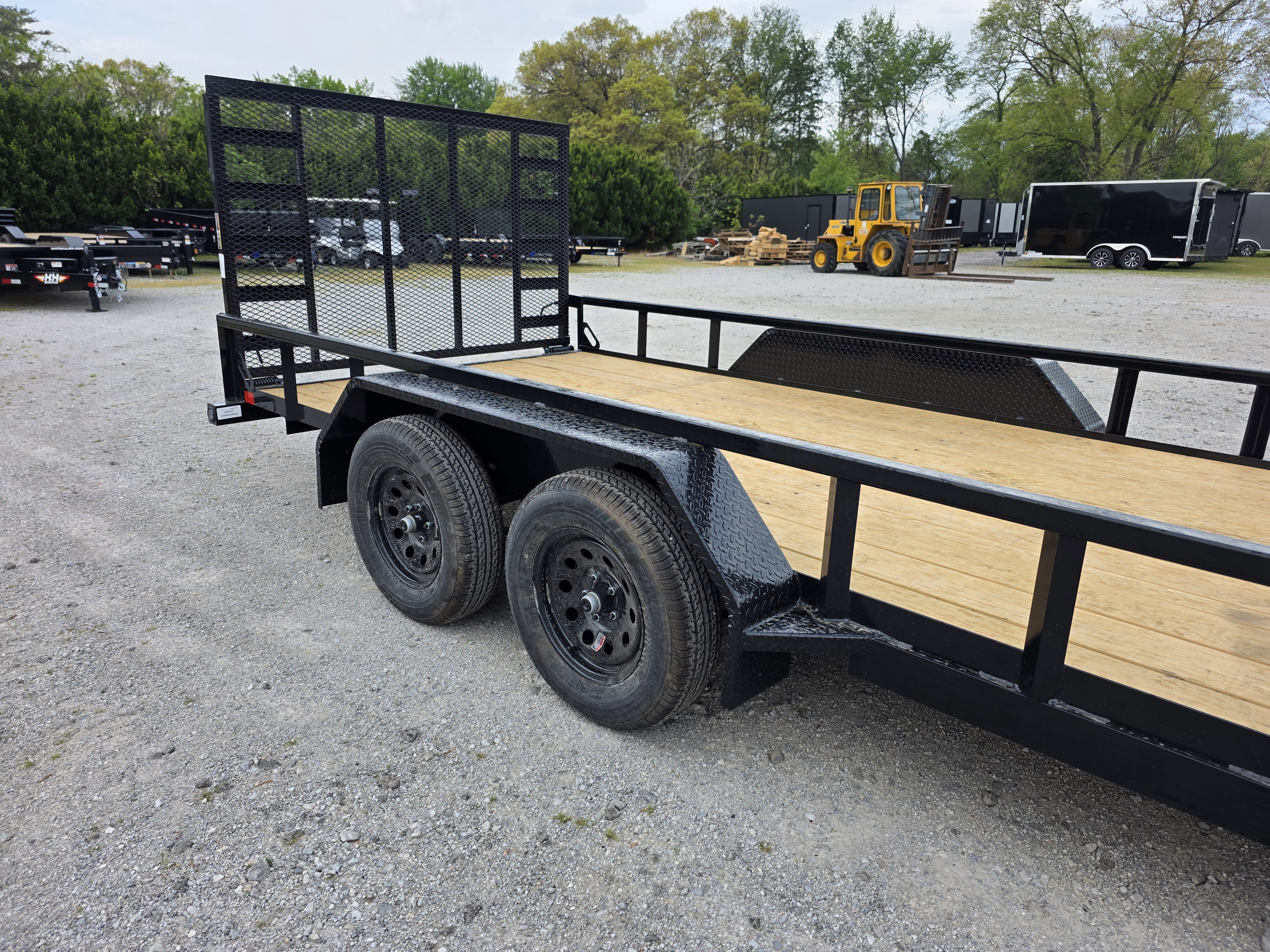New 2026 Load Trail 83" x 18' Tandem Axle SIDE LOAD RAMP 7000 GVWR ...